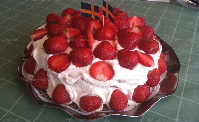 31 Tempting Swedish Desserts Everyone Will Crave - Heat The Pan Up